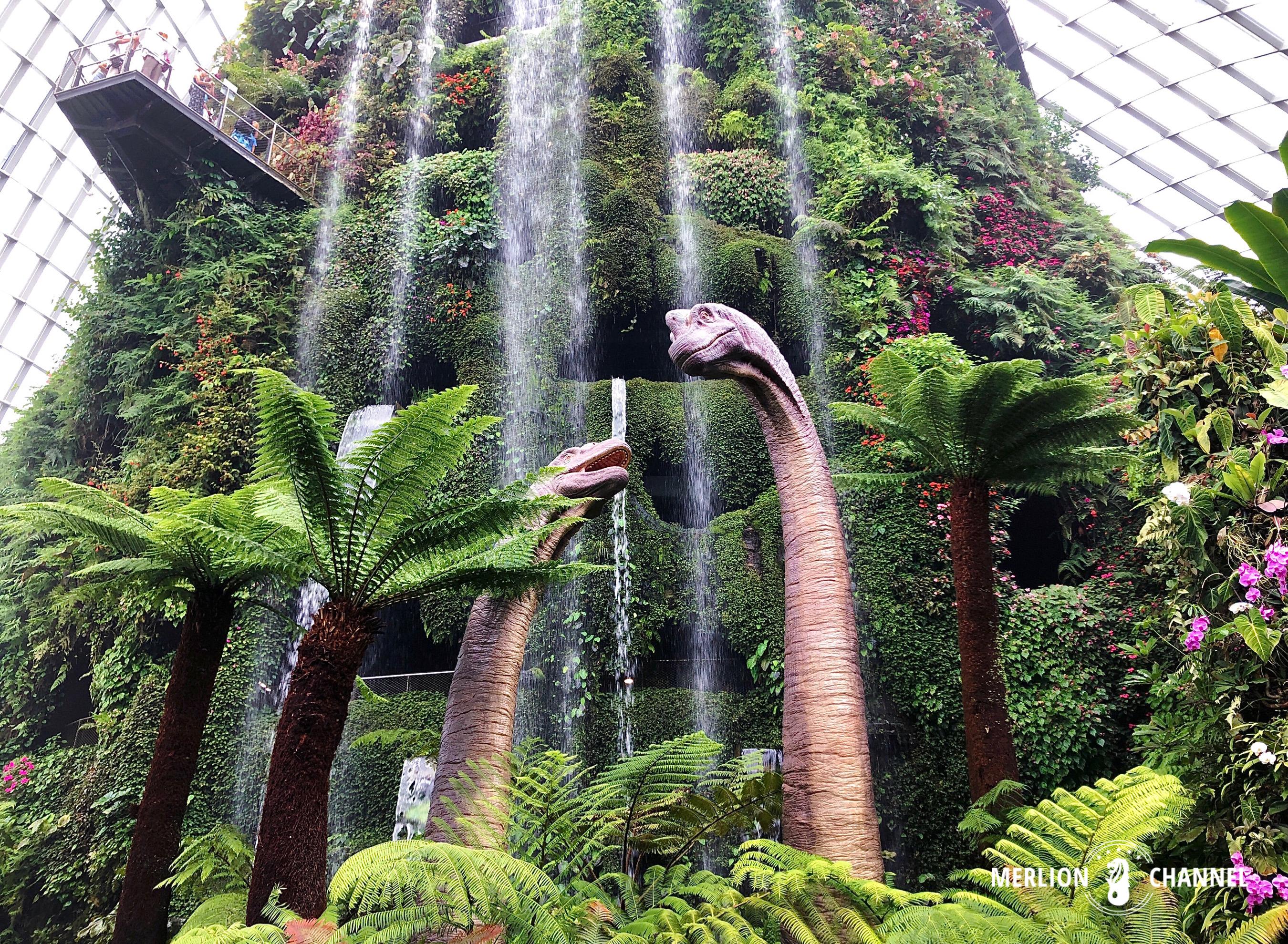Jurassic World Dinosaurs Roar to Life at Gardens by the Bay | MERLION CHANNEL